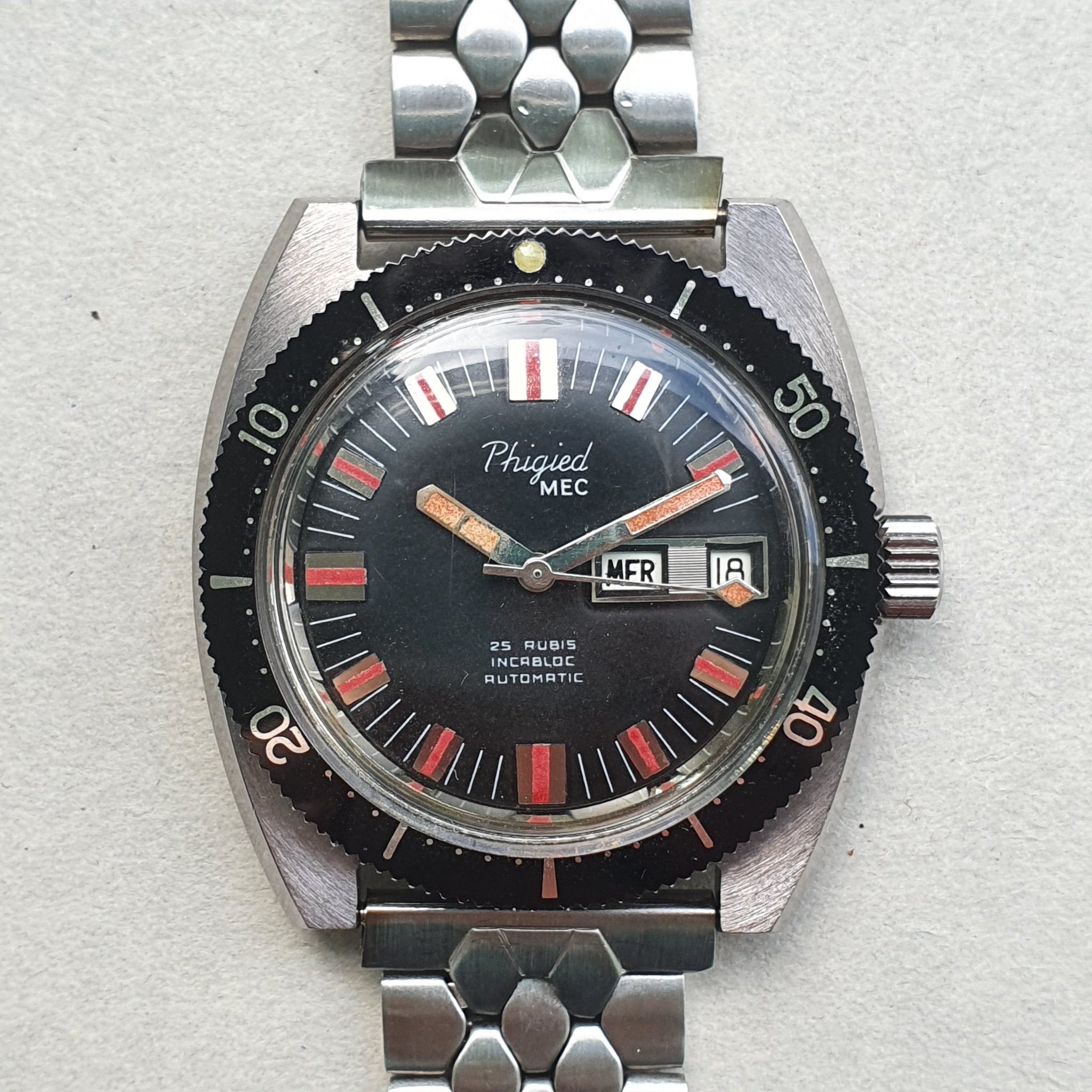 Phigied Mec Incabloc Automatic Diver’s Watch 20 ATM Screw Down Crown ...